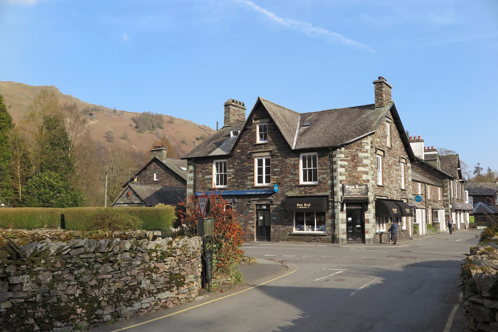 Sam Read Bookseller - Yale Representation